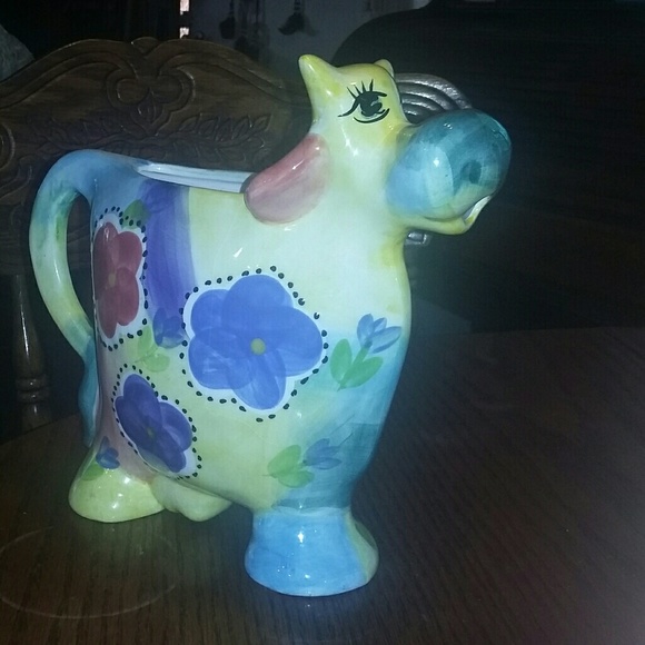 country cow pitcher | Dining | Vintage Cow Pitcher Collection | Poshmark